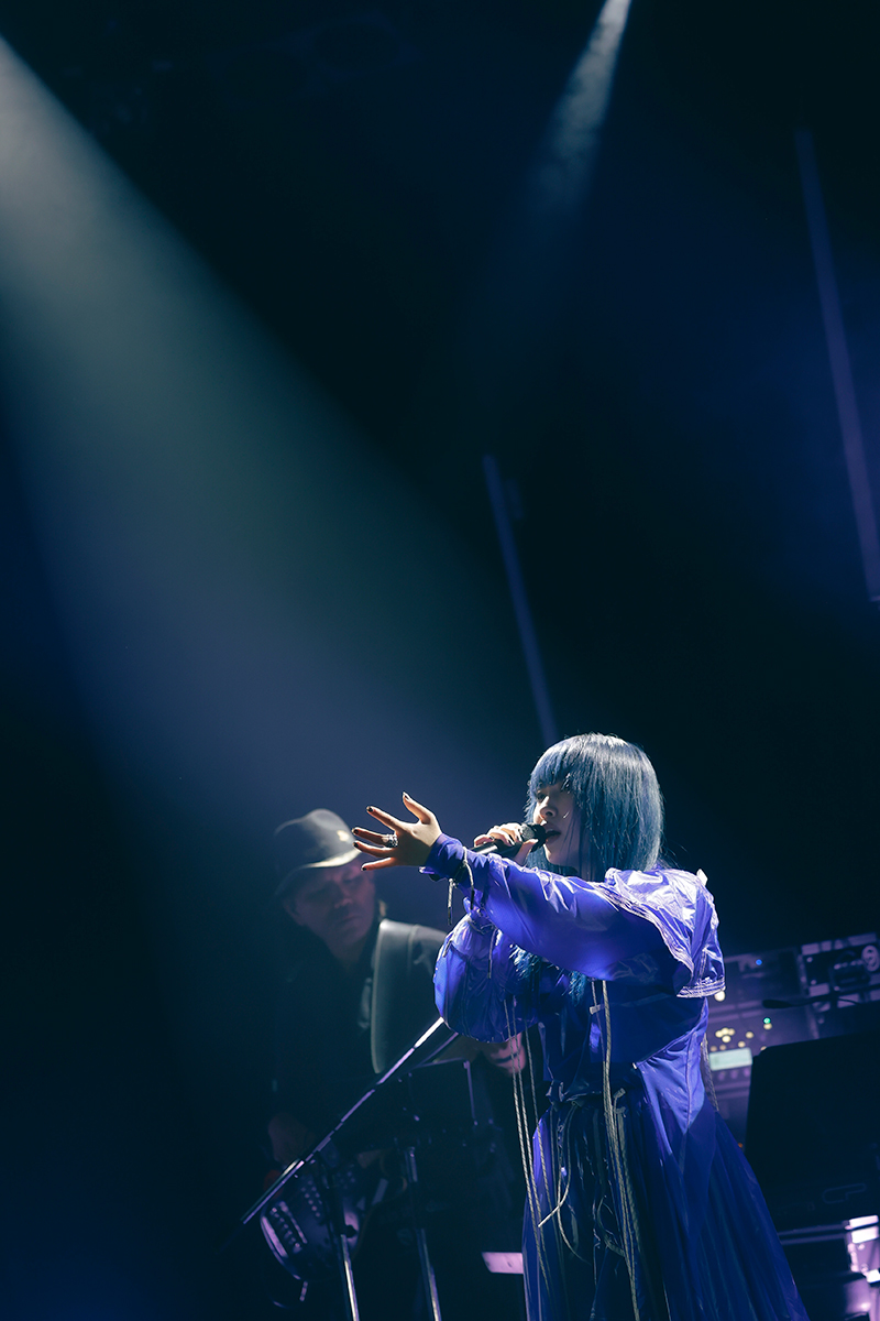 【ライブレポート】自身のこれまでと現在、そしてこれからを歌に込めて――。新世代シンガー・SennaRin、記念すべき1stワンマン ...